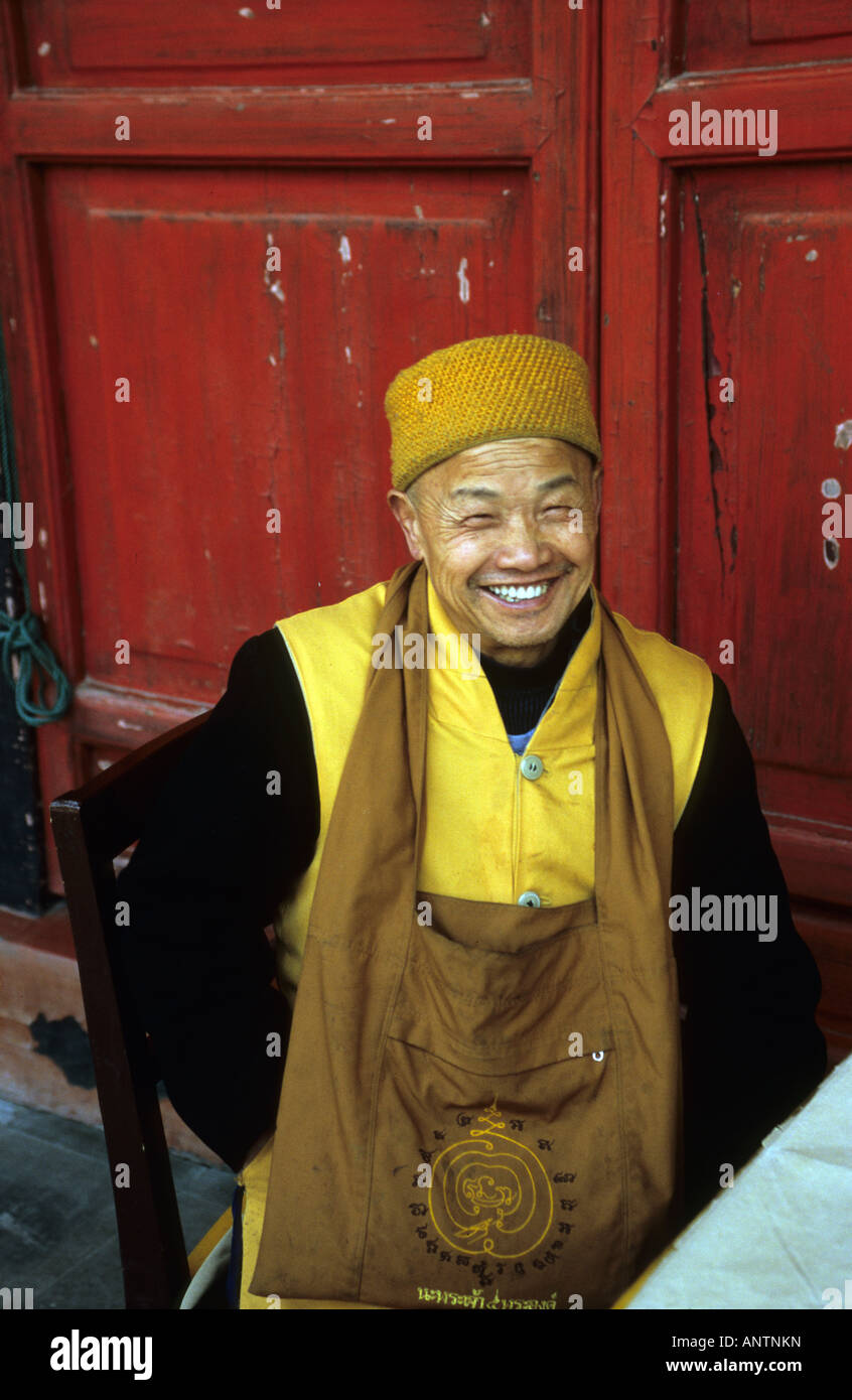 Budhist monk hi-res stock photography and images - Alamy