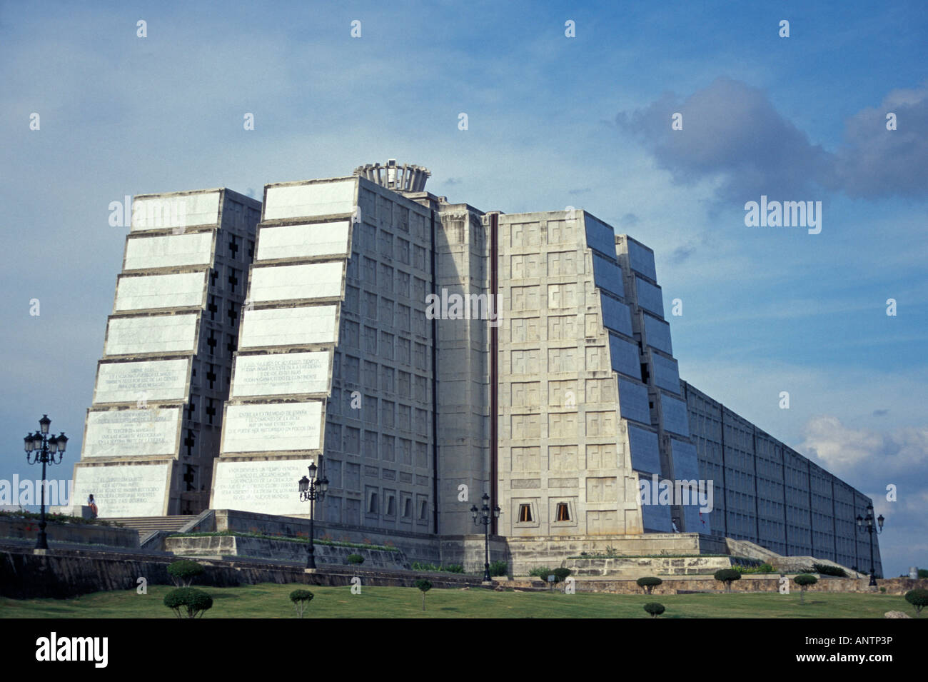 Faro a Colon or Columbus lighthouse, Santo Domingo, Dominican Republic ...