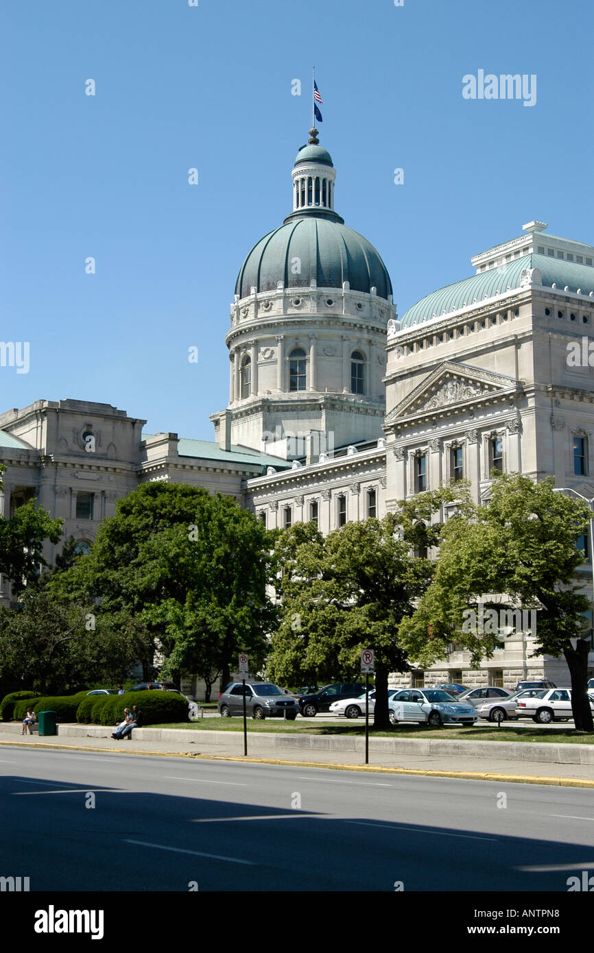 Hoosier dome indianapolis hi-res stock photography and images - Alamy