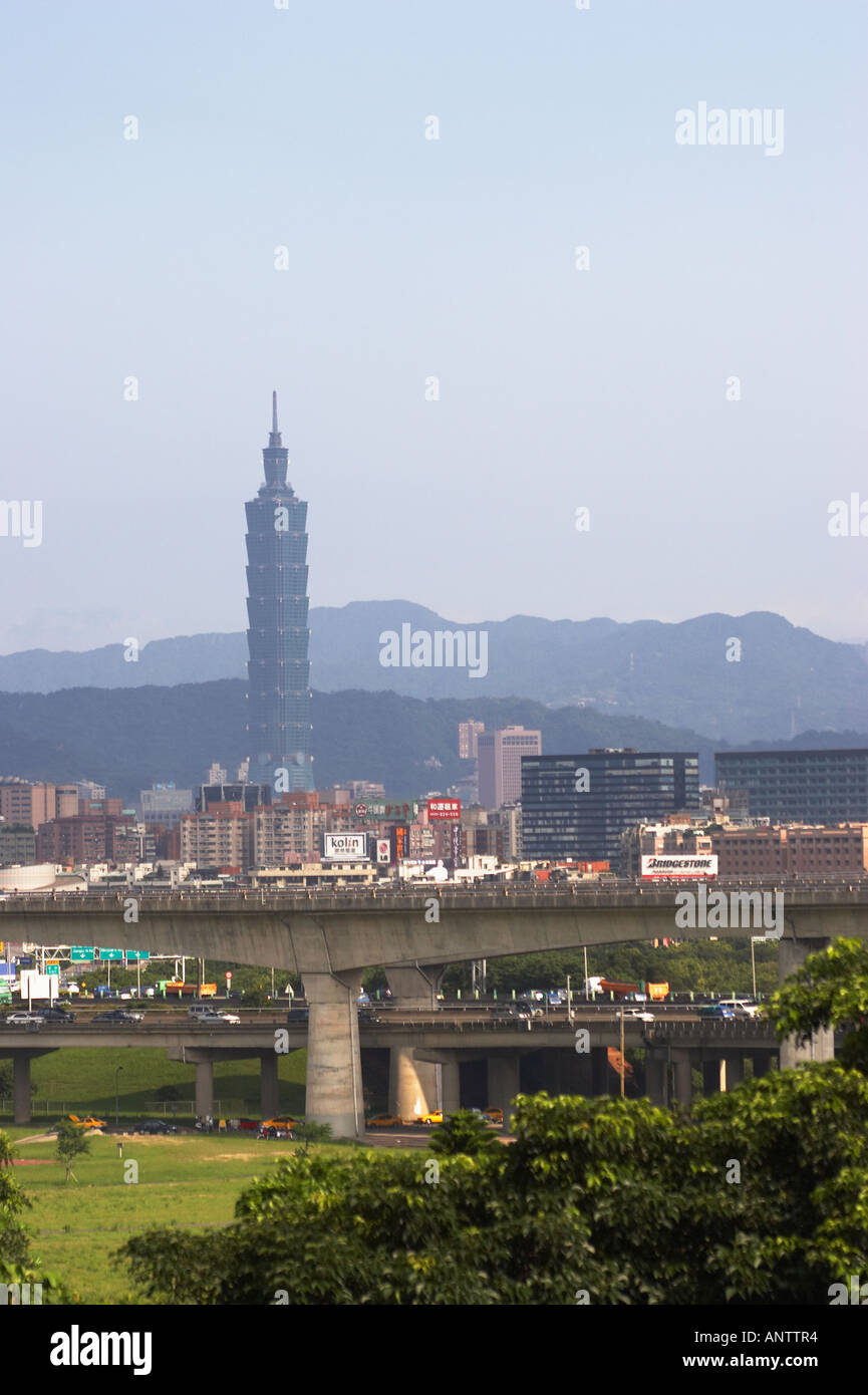 Taipei 101 city clear sky architecture hi-res stock photography and ...