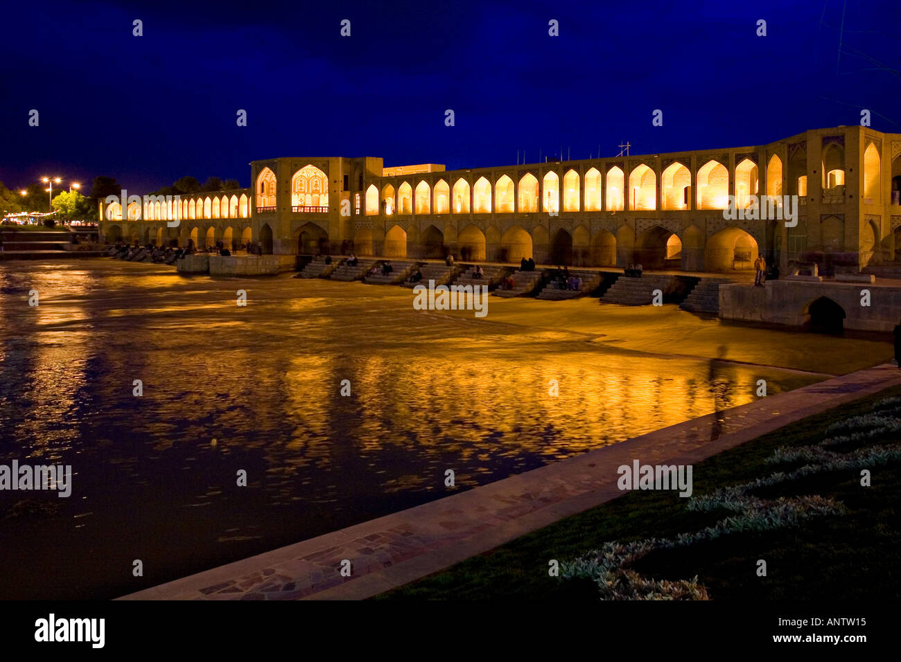 The beautiful Khajou bridge and river at dusk Esfahan Iran Stock Photo ...