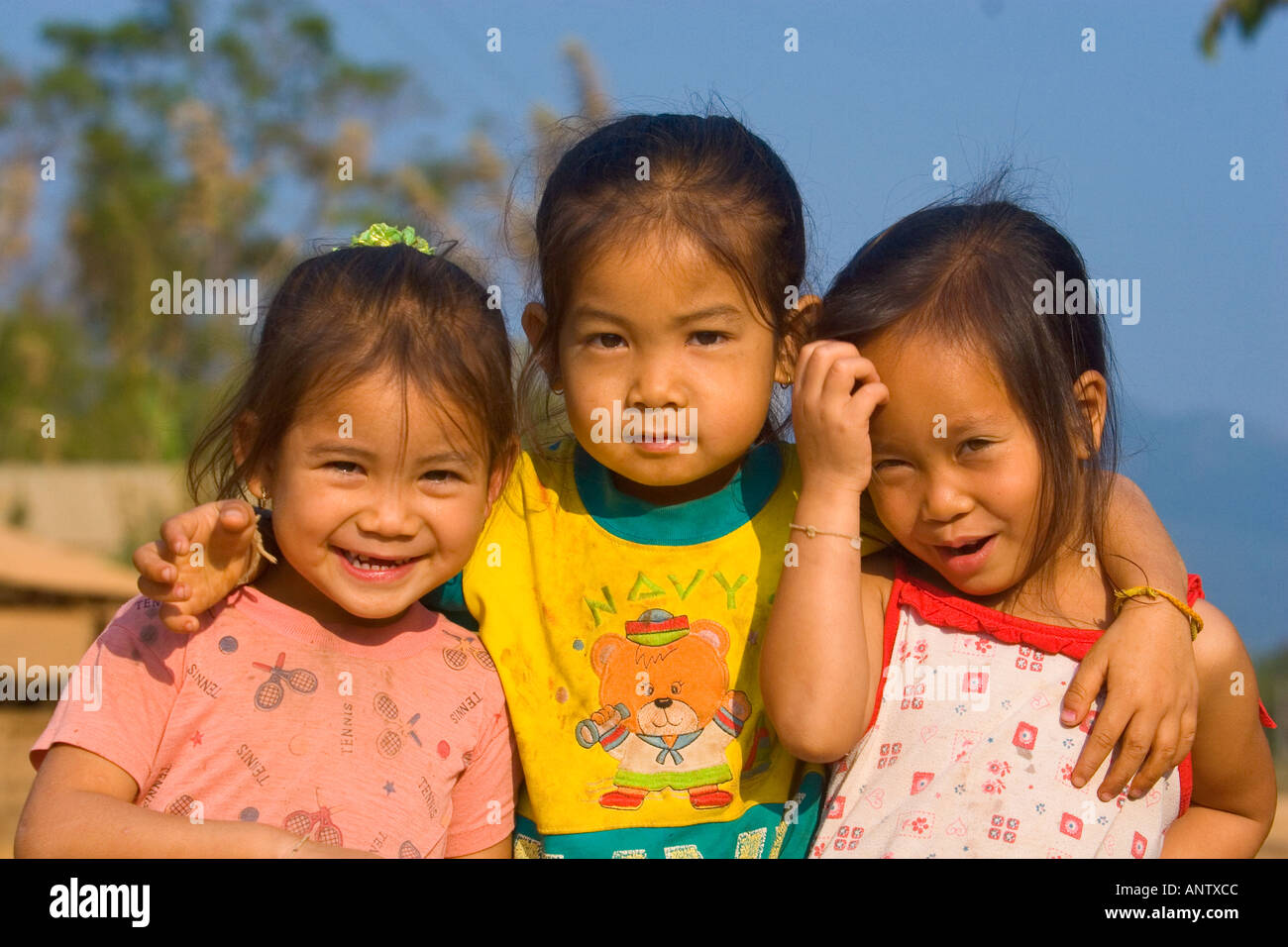 Laos vang vieng girl boy hi-res stock photography and images - Alamy