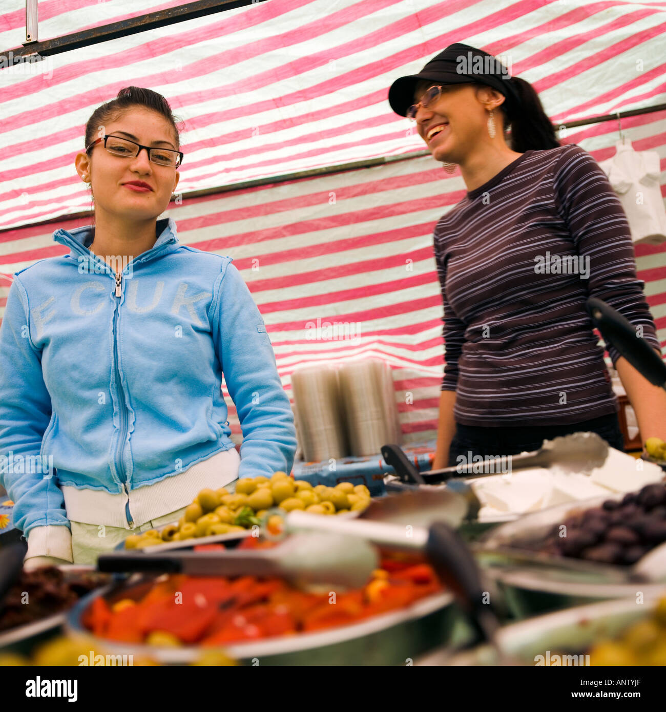 market stall mediterranean food Stock Photo - Alamy