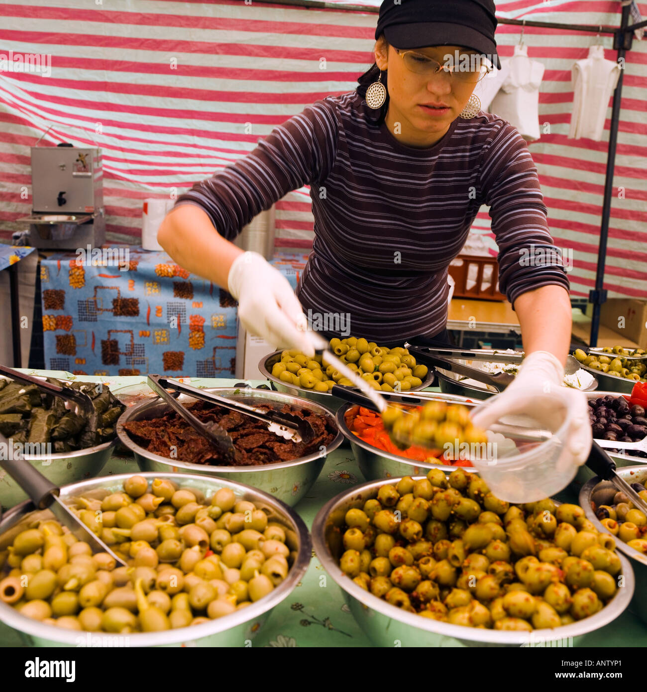market stall mediterranean food Stock Photo - Alamy