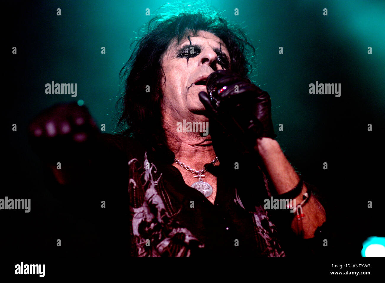 Alice formerly known vincent damon hi-res stock photography and images ...