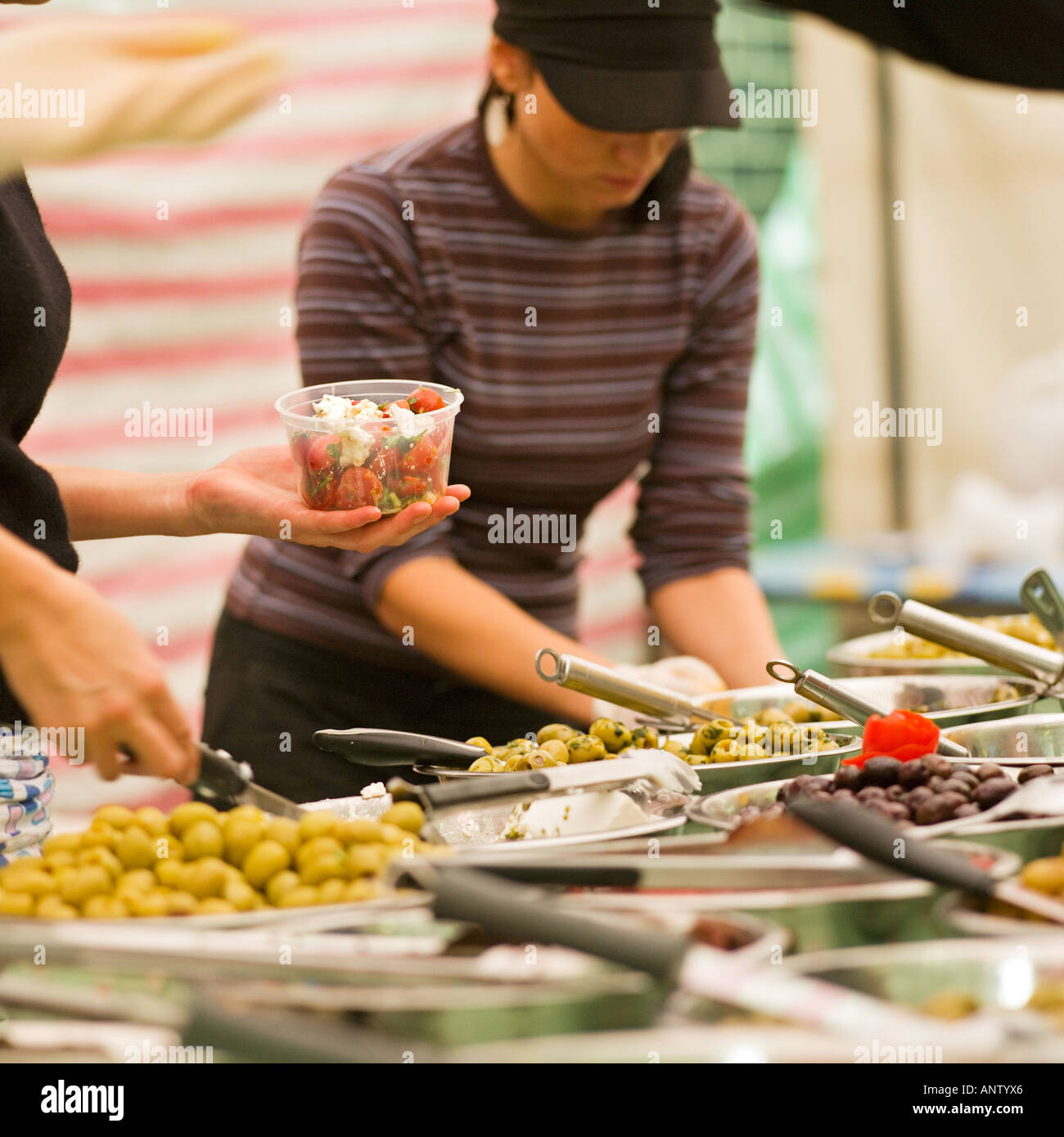 mediterranean food market stall Stock Photo - Alamy