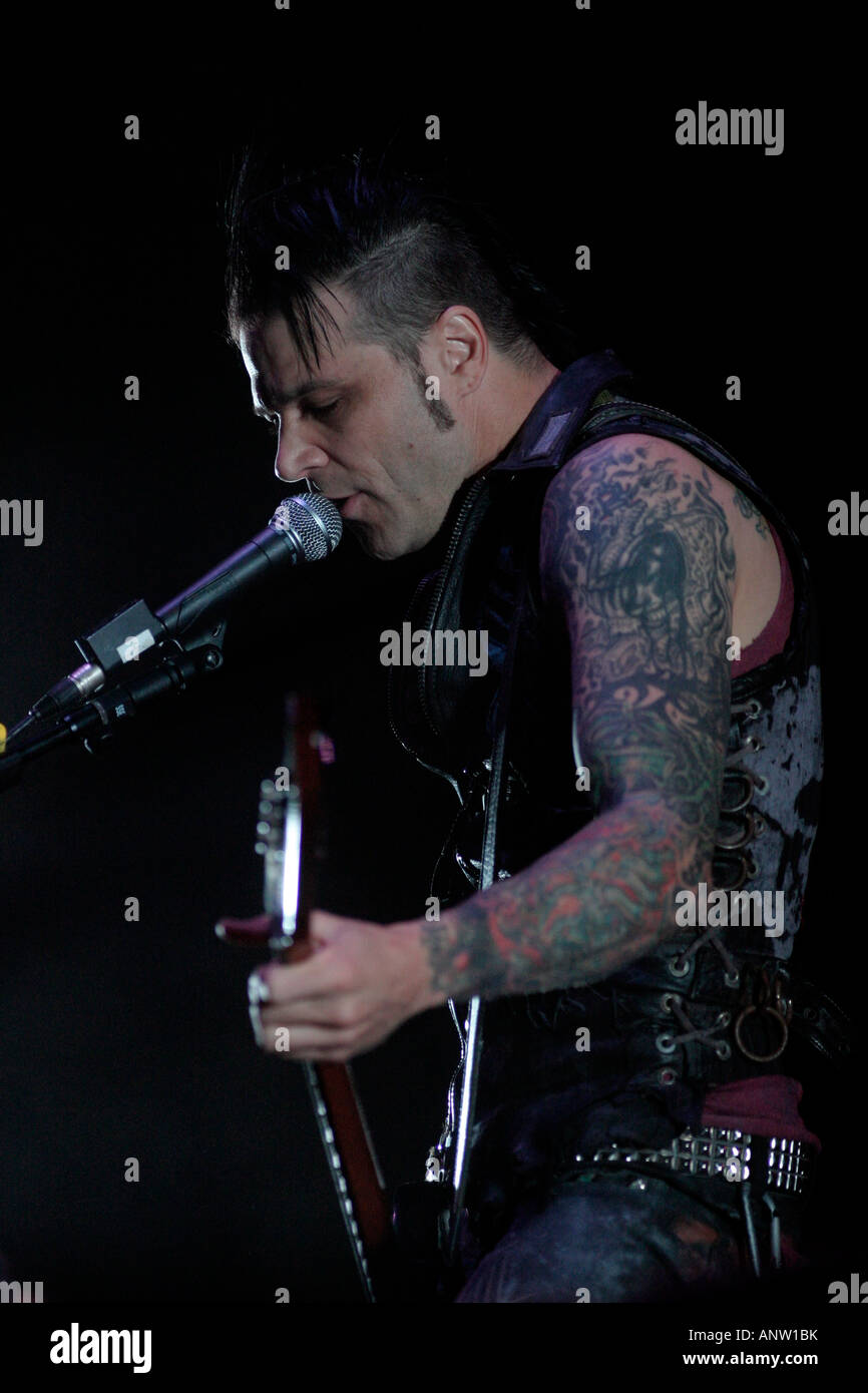 Chuck Garric bassist, for the Alice Cooper band at Nottingham Arena ...