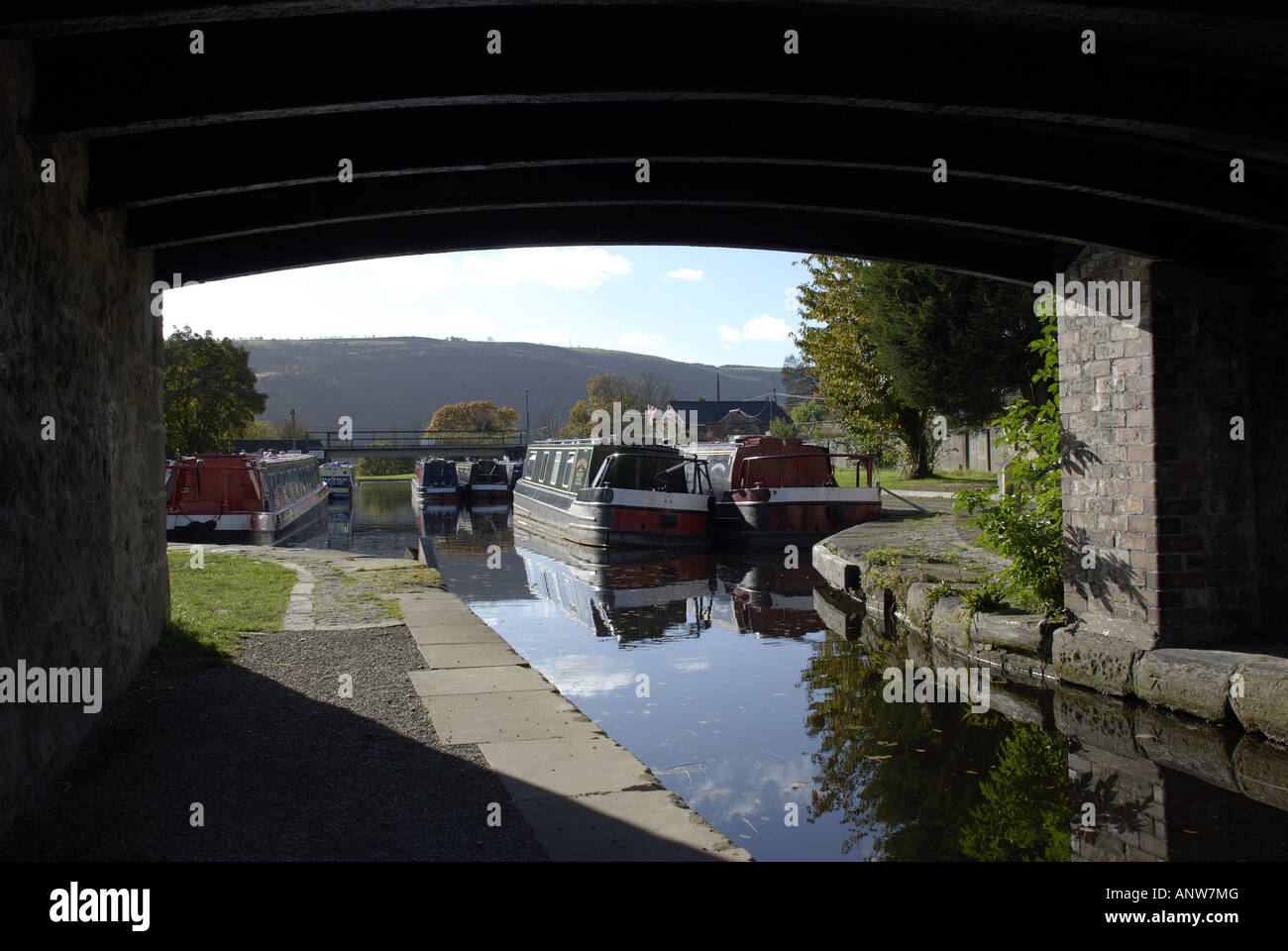 Trevor basin Llangollen canal Stock Photo - Alamy