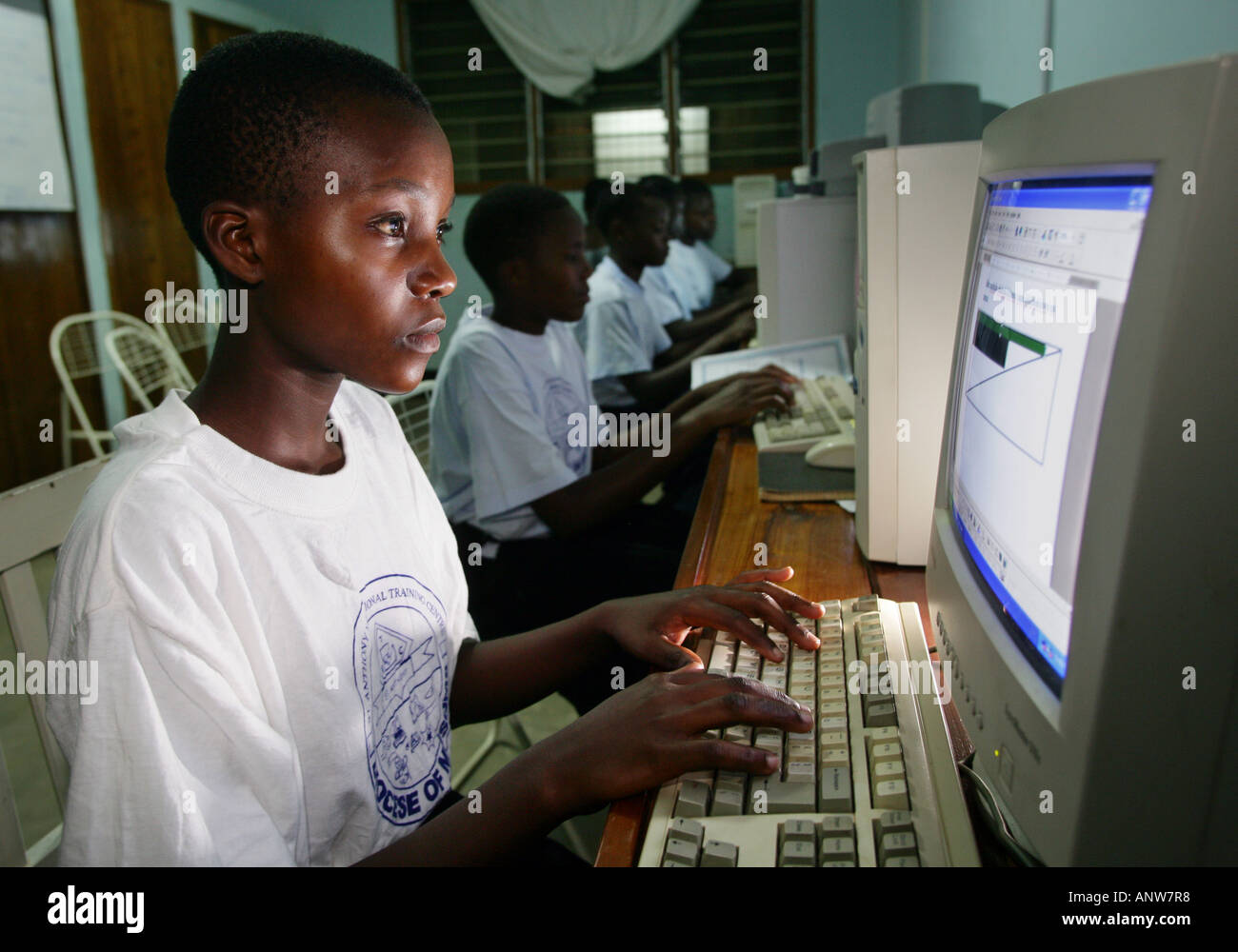 Girls in the computer class of a Vocational Training Center in Musoma ...