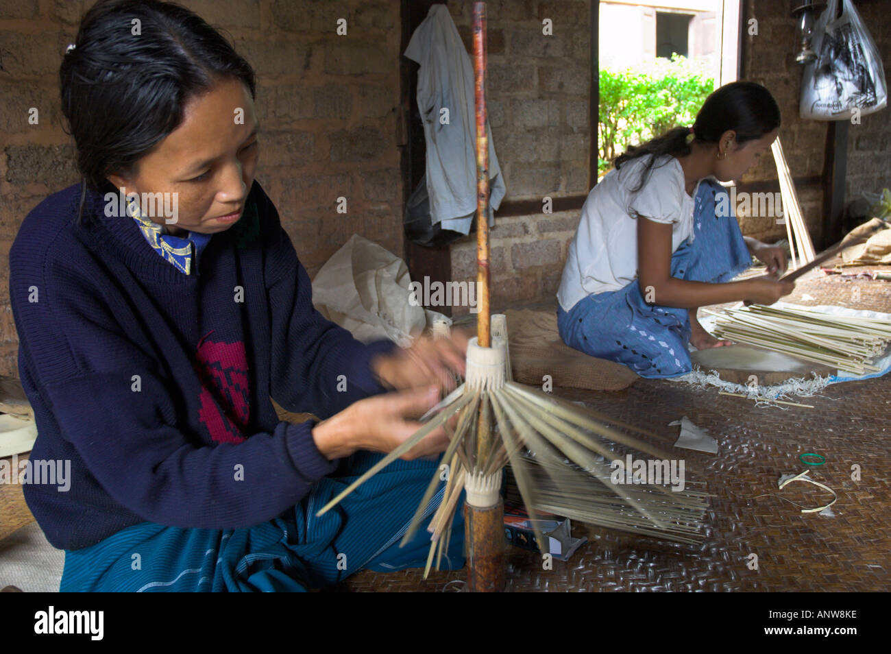Trade shan state craft hi-res stock photography and images - Alamy