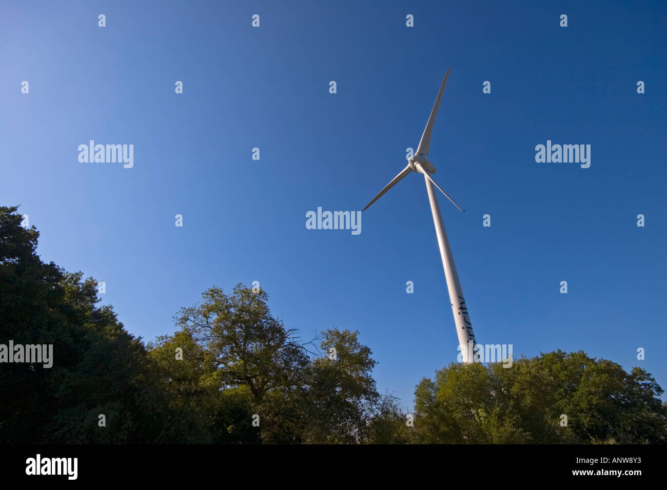 Ecotricity's 85 metre high wind turbine at junction 11 of the M4 ...