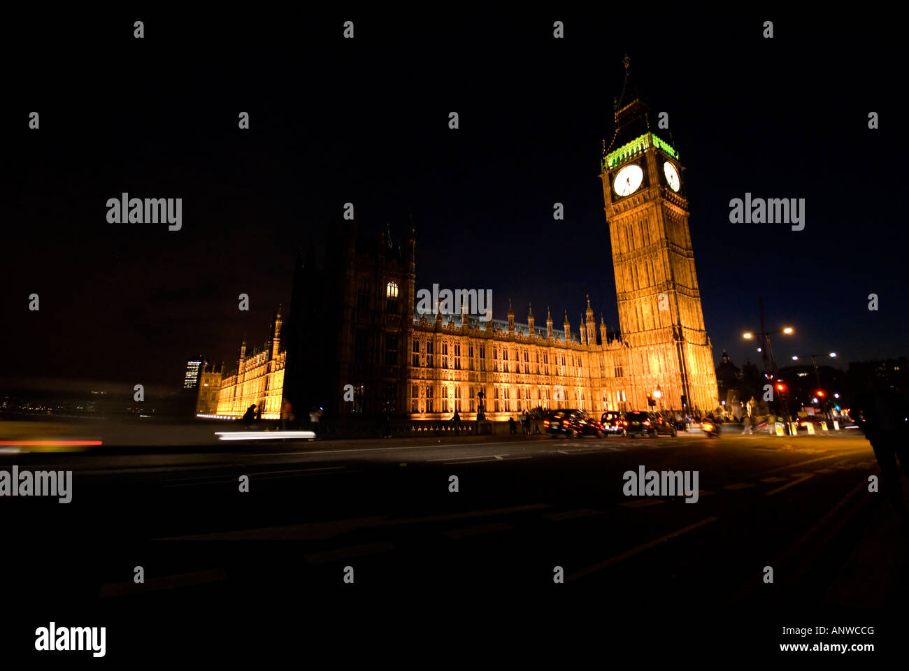The Houses of Parliament at night London Stock Photo - Alamy