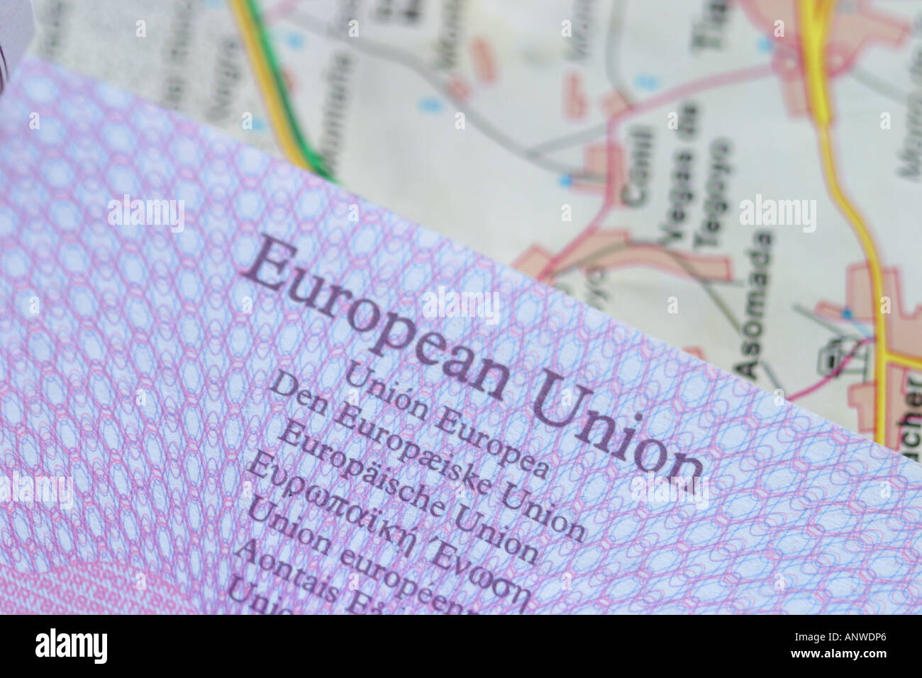 British passport page hi-res stock photography and images - Alamy