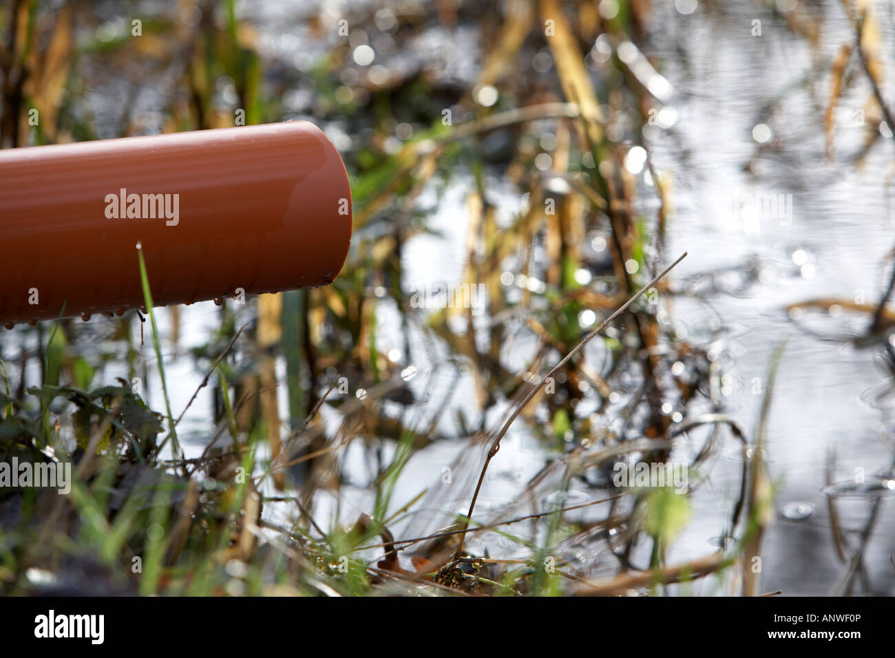 Overflow pipe hi-res stock photography and images - Alamy
