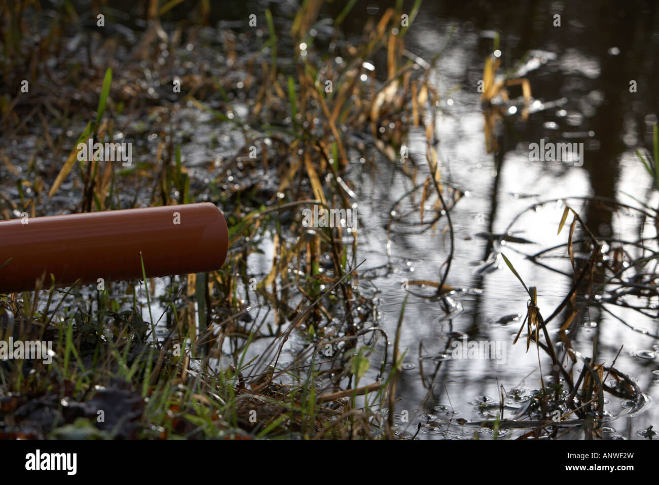 Overflow pipe hi-res stock photography and images - Alamy
