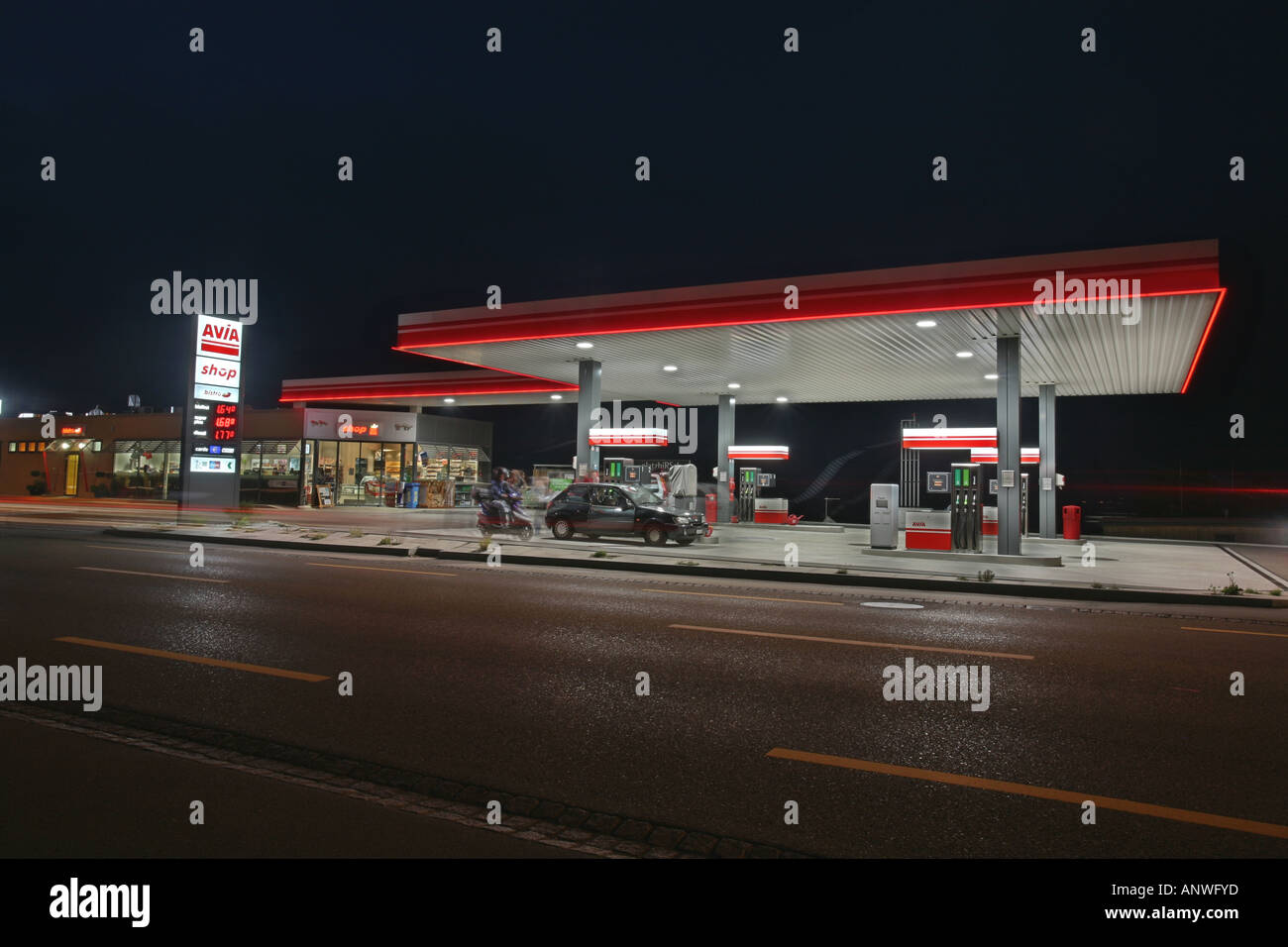 Avia gas hi-res stock photography and images - Alamy