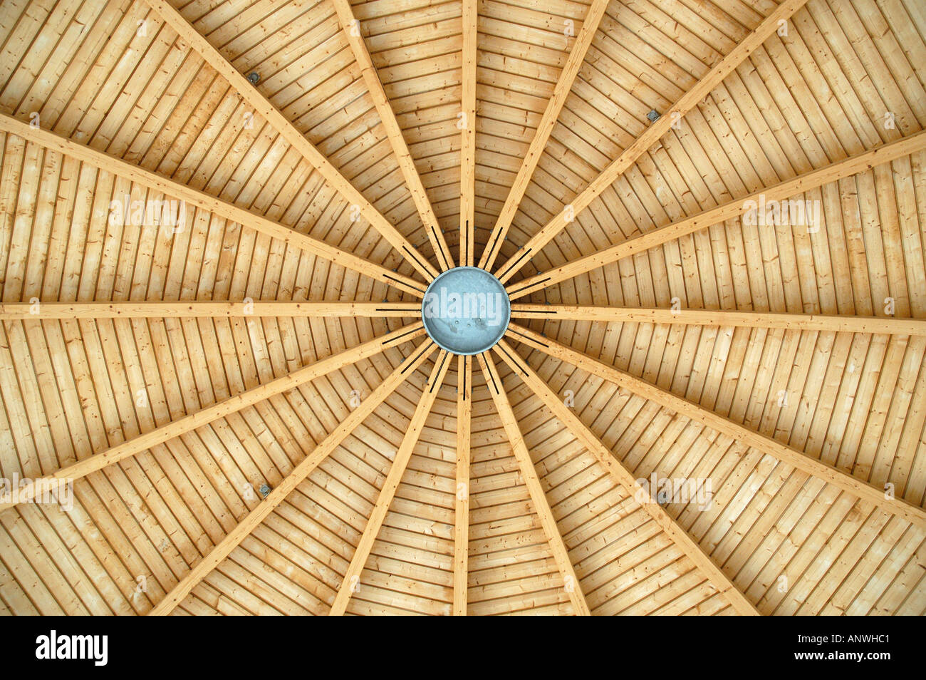 Radial wooden ceiling hi-res stock photography and images - Alamy