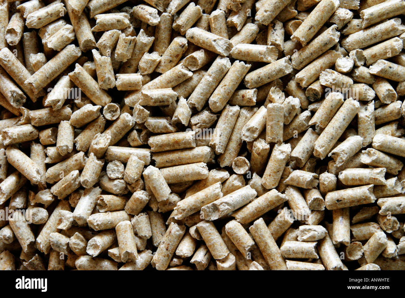 Texture wood pellets hi-res stock photography and images - Alamy