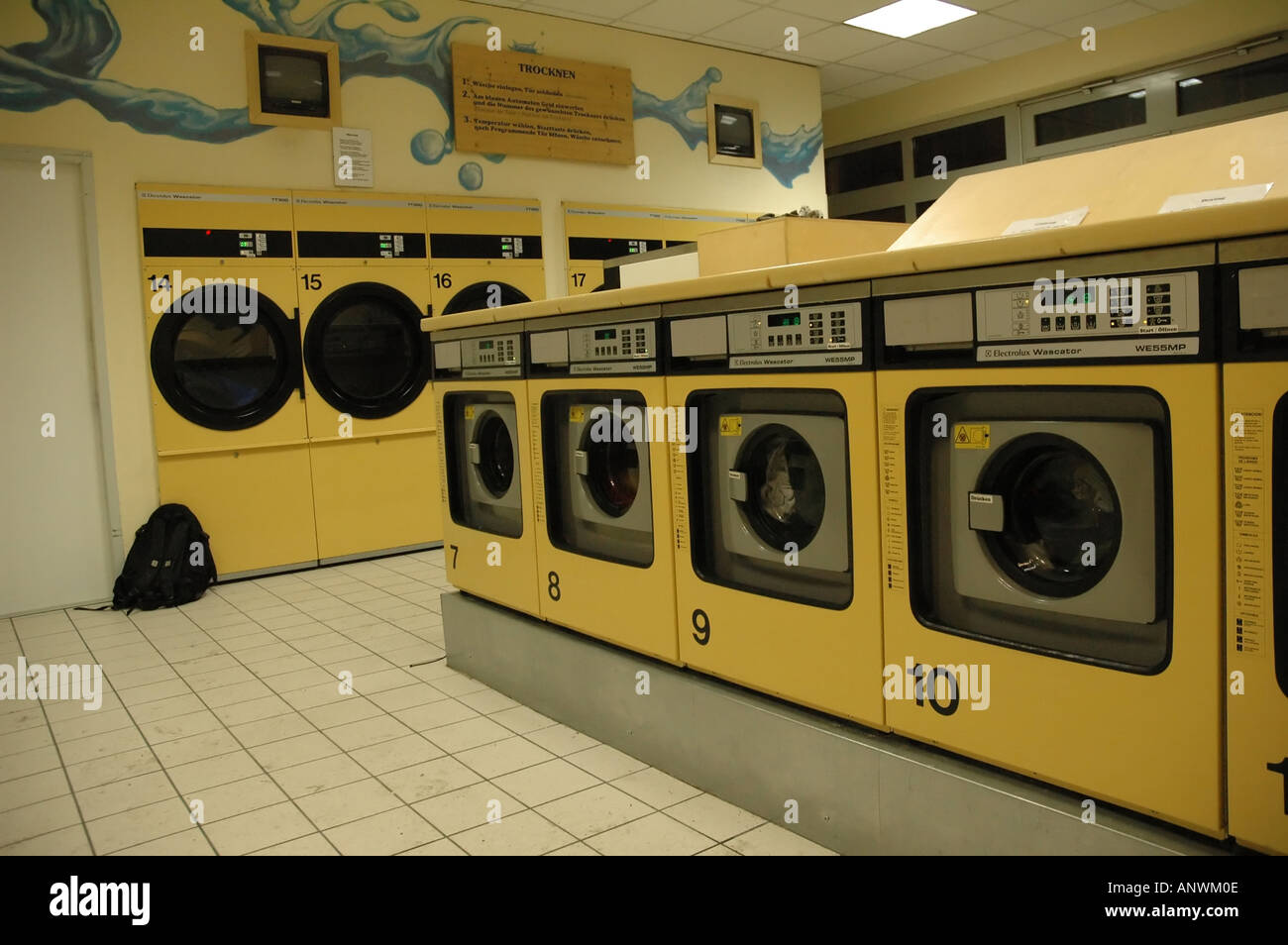 German washing machine hi-res stock photography and images - Alamy