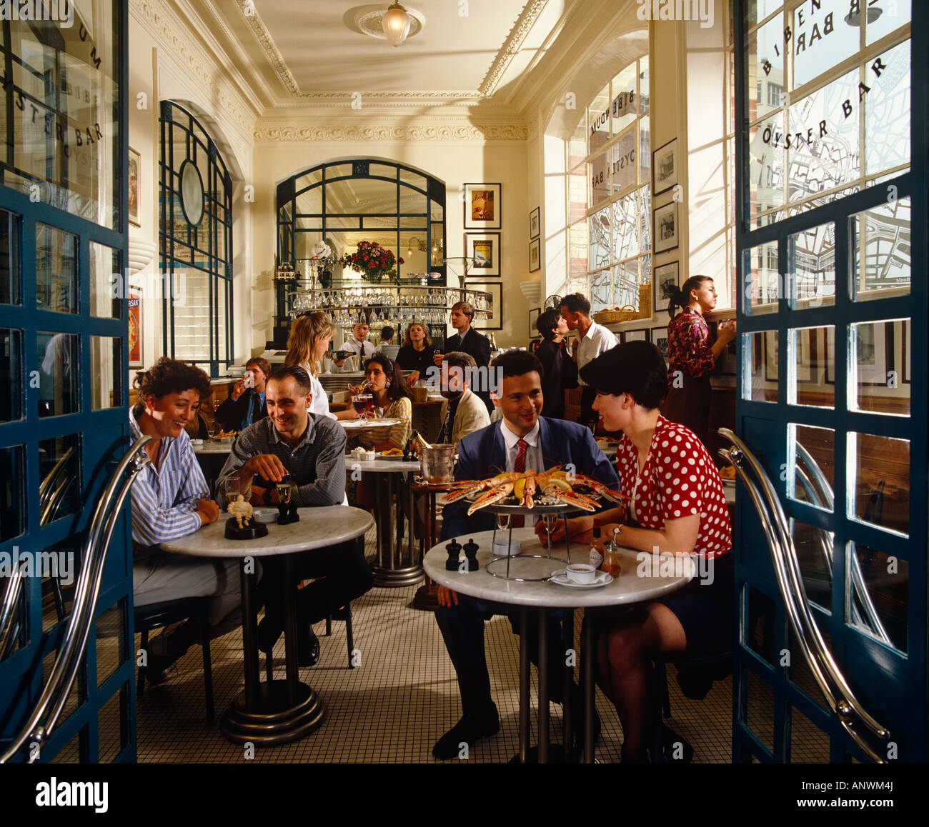 Bibendum oyster bar hi-res stock photography and images - Alamy