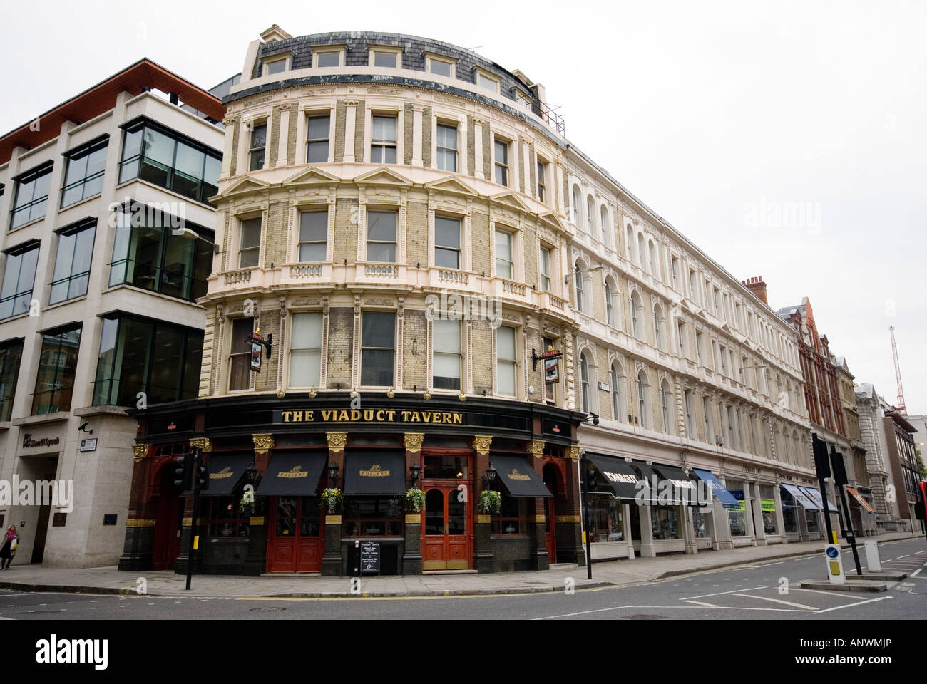 the viaduct tavern near st paul, London Stock Photo - Alamy
