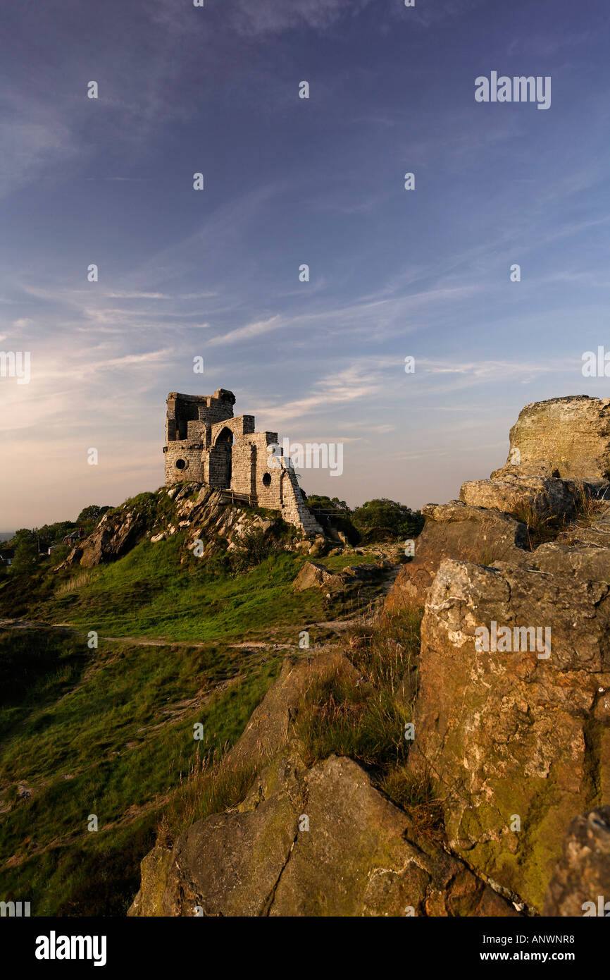 Mow Cop Castle in Cheshire, England Stock Photo - Alamy