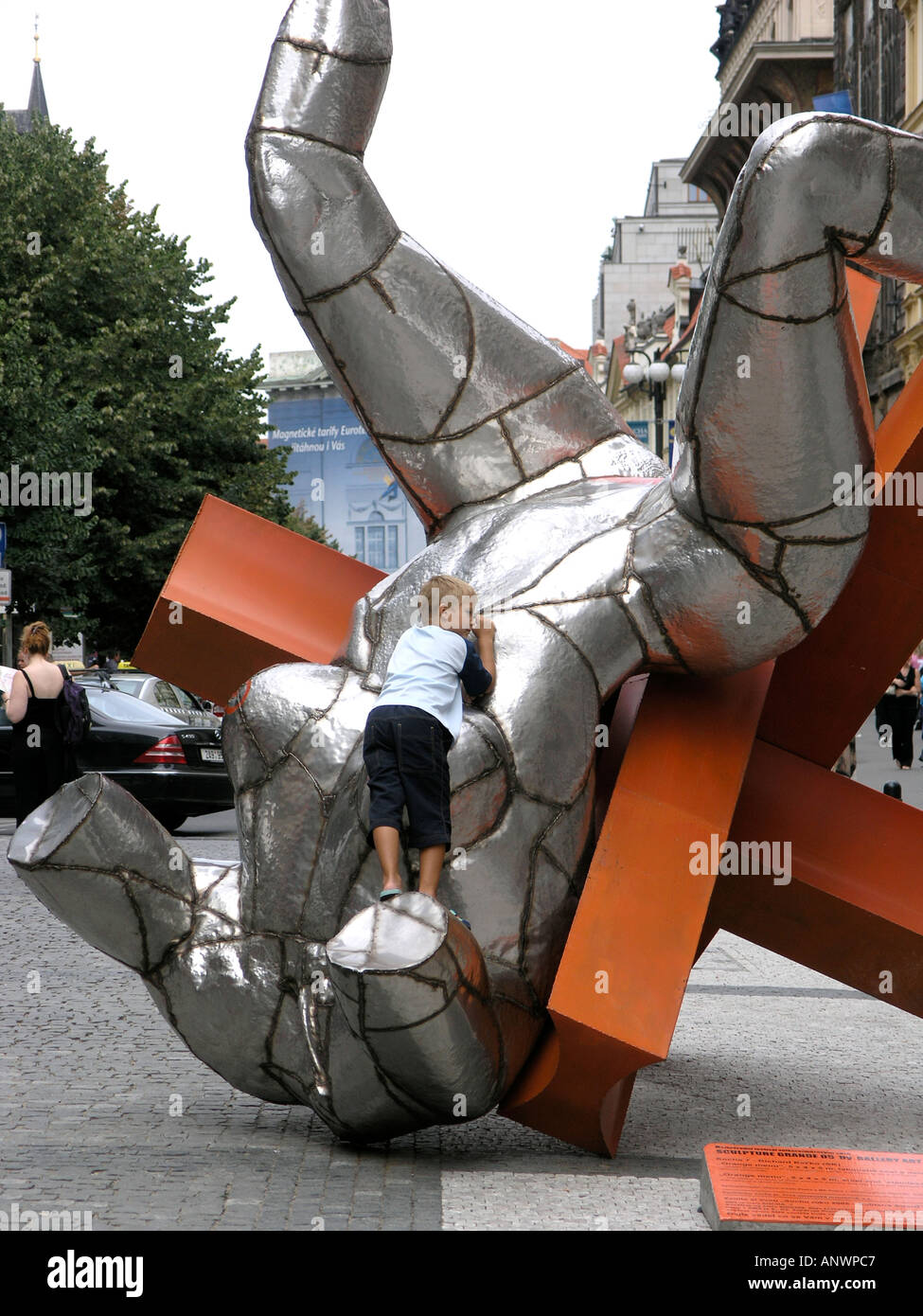 Richard Ketko sculpture Orange Menu is enjoyed by a young art lover ...