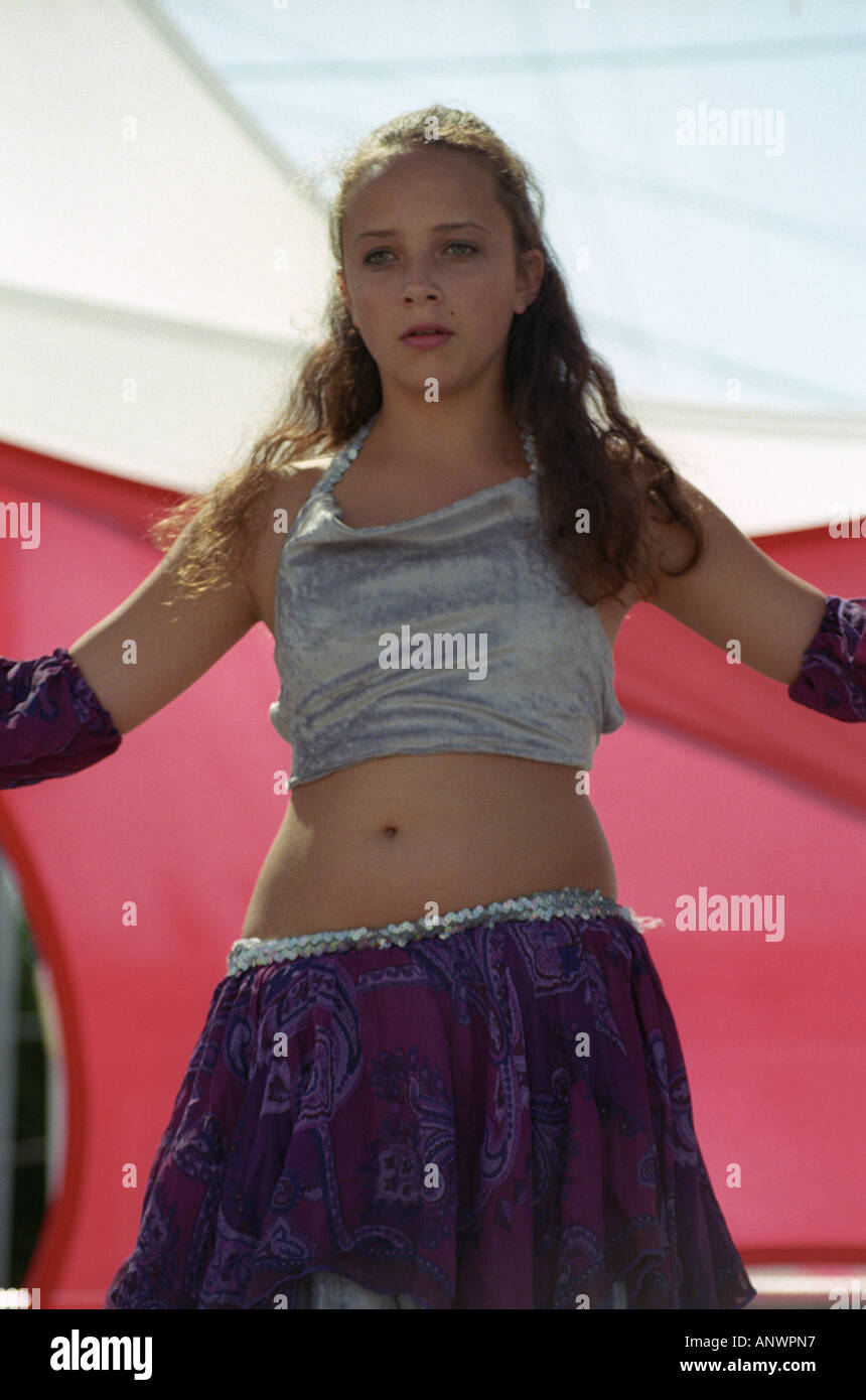 Belly dancer teen High Resolution Stock Photography and Images - Alamy