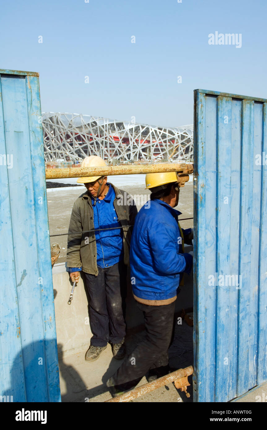 Migrant construction workers beijing hi-res stock photography and ...