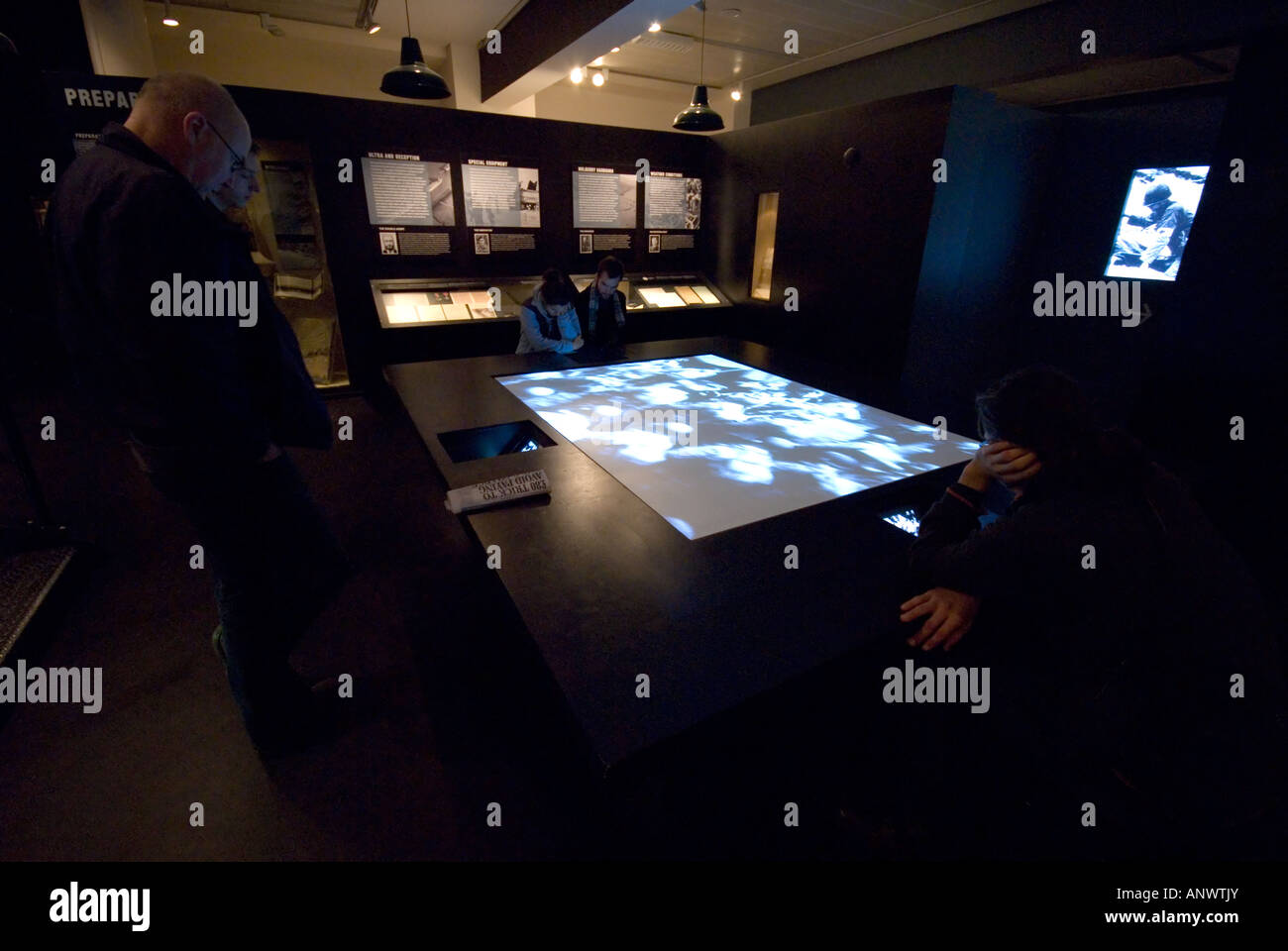 D-DAY people watch a movie war in the imperial war museum Stock Photo ...