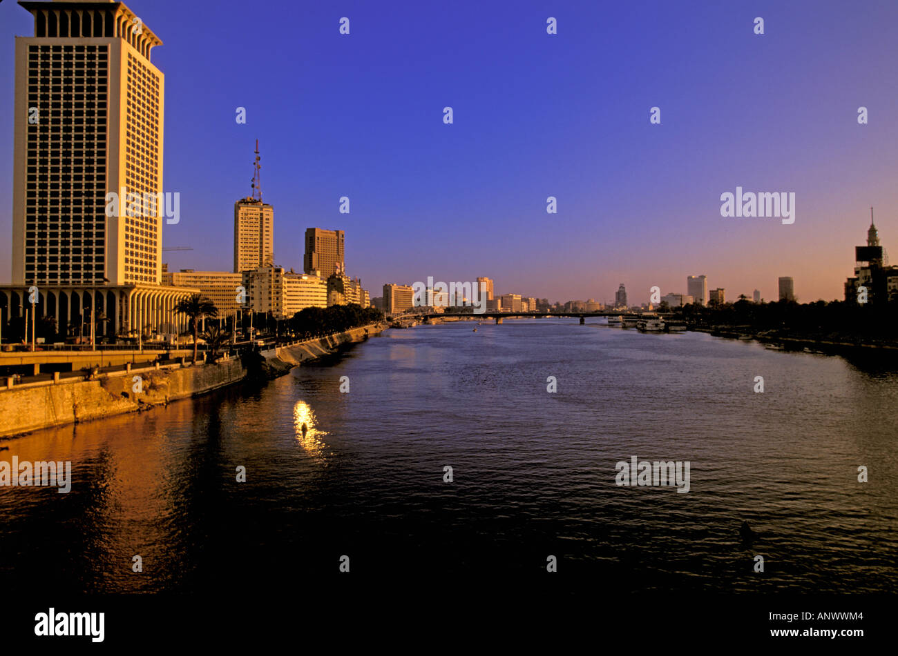 Corniche al cairo hi-res stock photography and images - Alamy