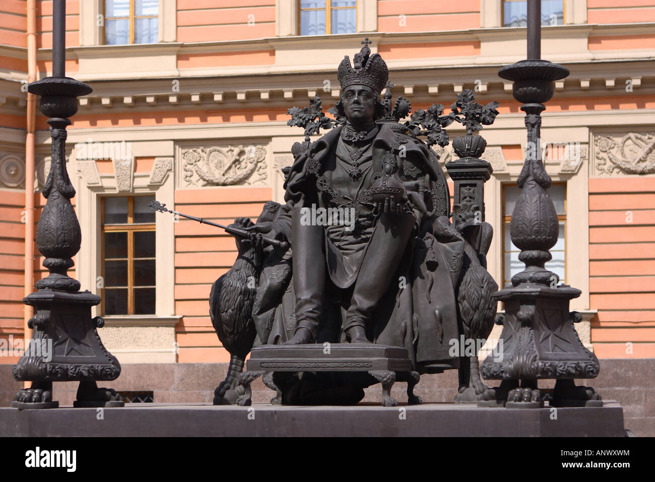 Monument to emperor Paul 1 Stock Photo - Alamy