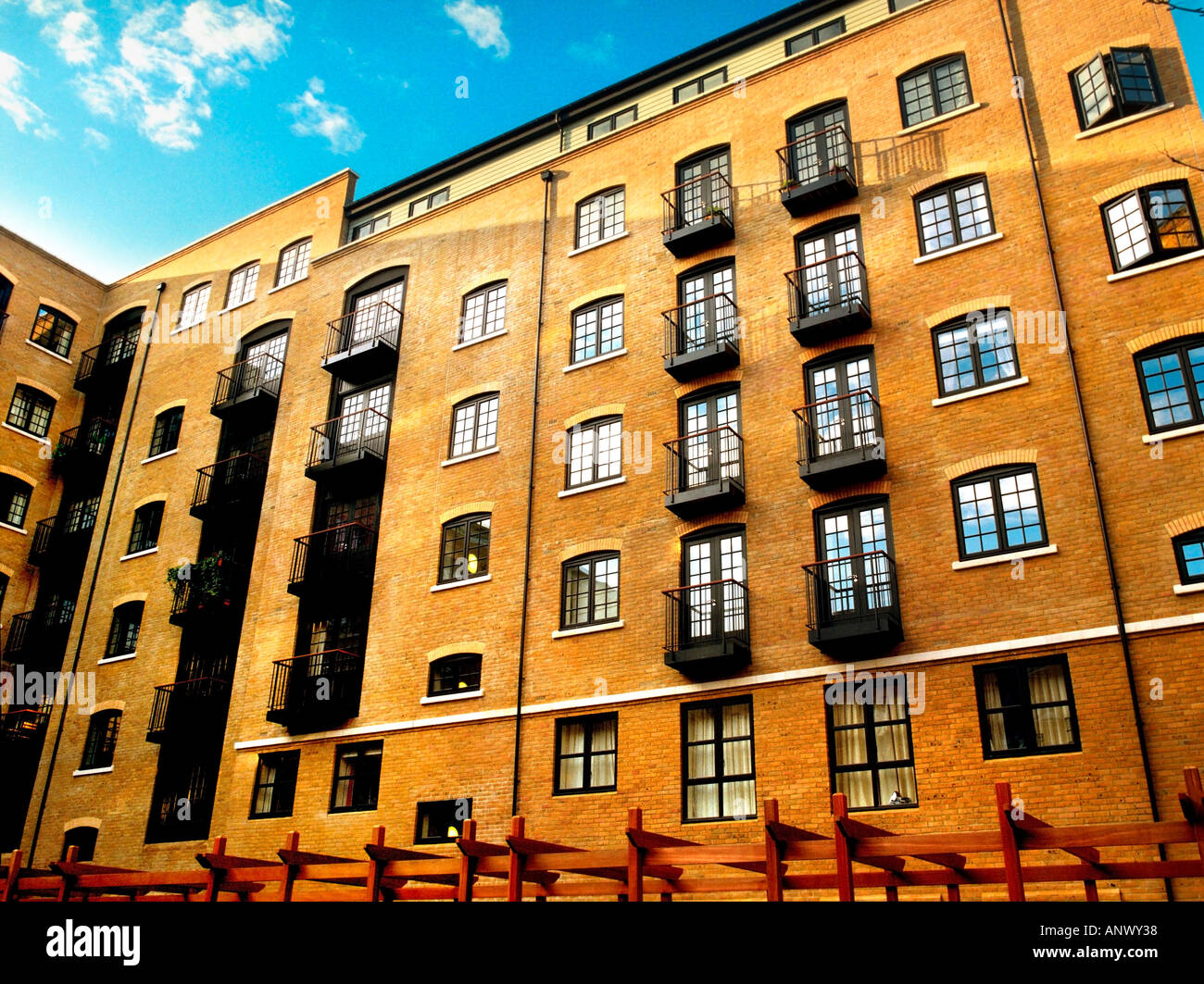 Thames Court London High Resolution Stock Photography and Images - Alamy