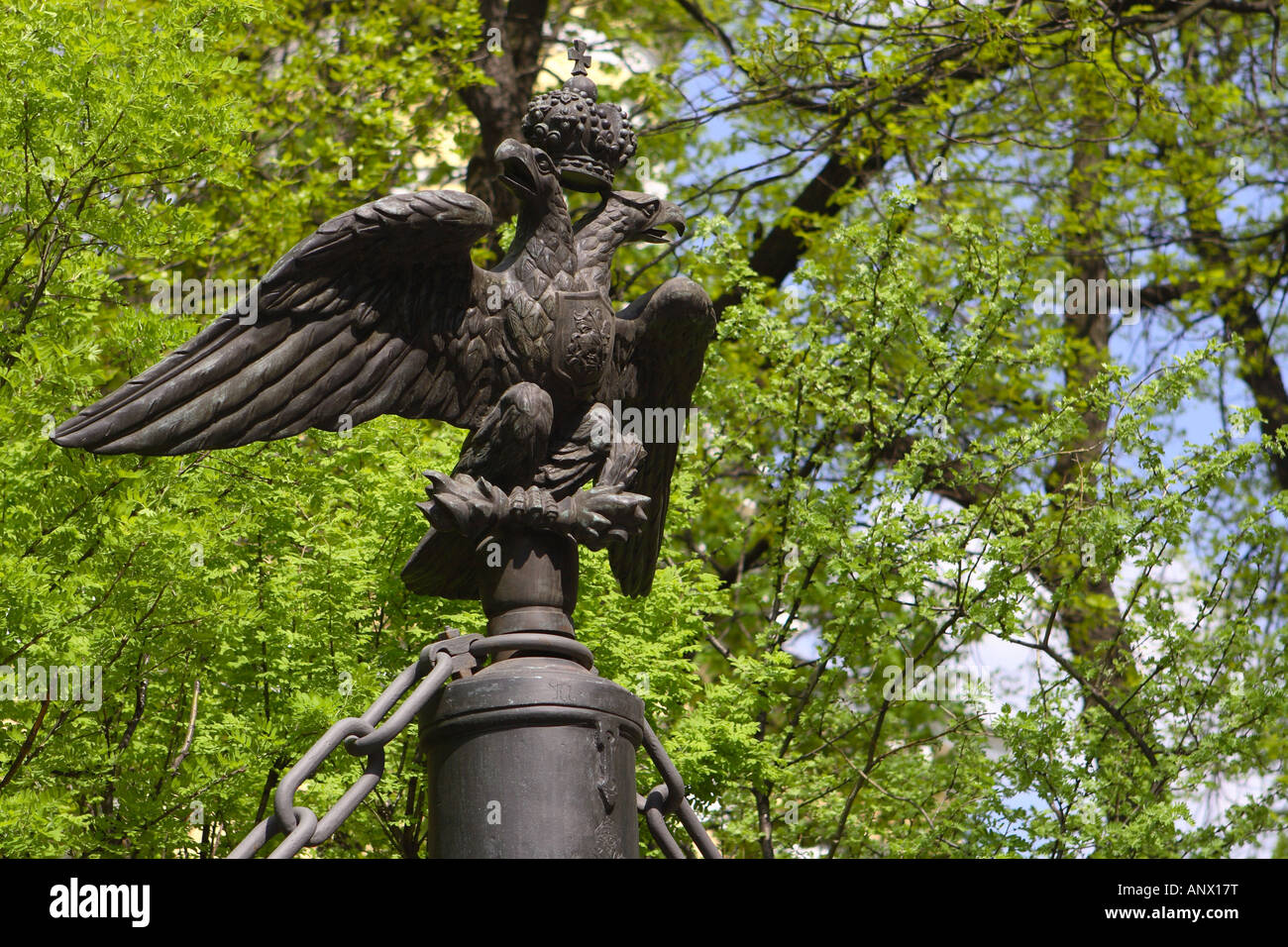 Two headed eagle hi-res stock photography and images - Alamy