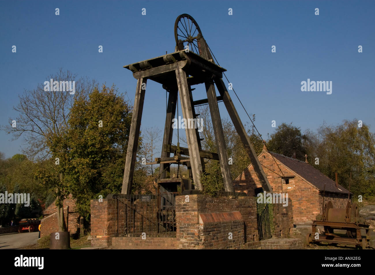 Pit head hi-res stock photography and images - Alamy