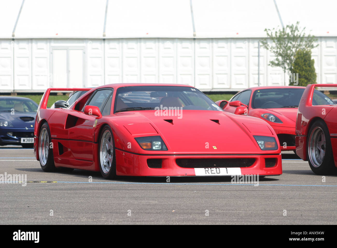 F40 hi-res stock photography and images - Alamy