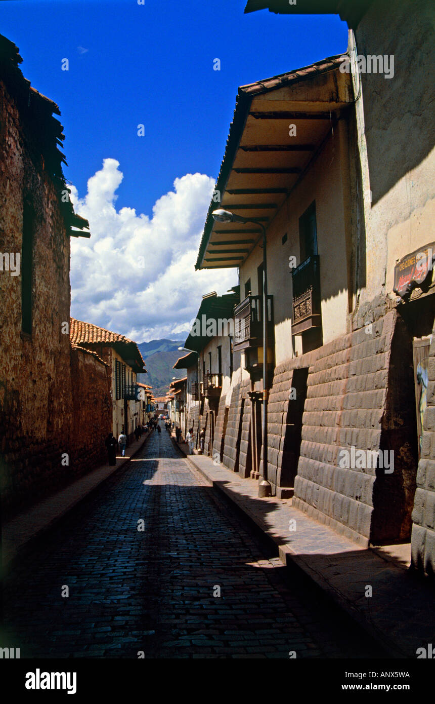 Inka stone wall design hi-res stock photography and images - Alamy
