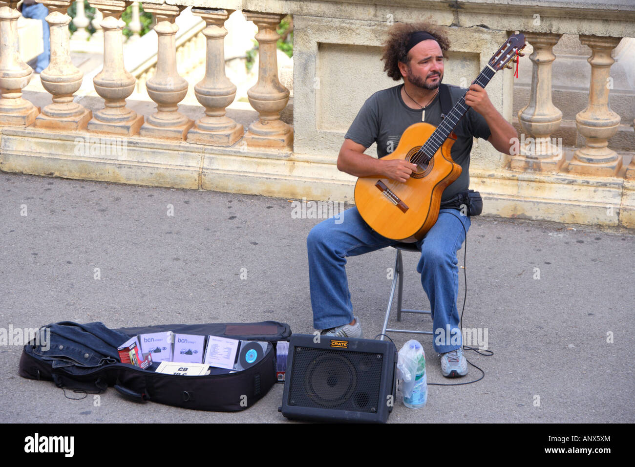 busker, Spain, Barcelona Stock Photo - Alamy