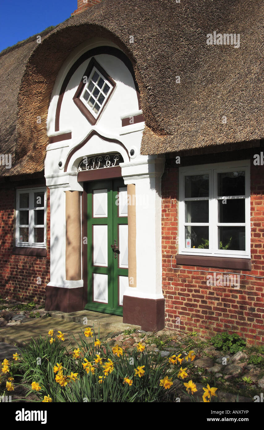 thatched roof, front door, Denmark, Roemoe Stock Photo - Alamy