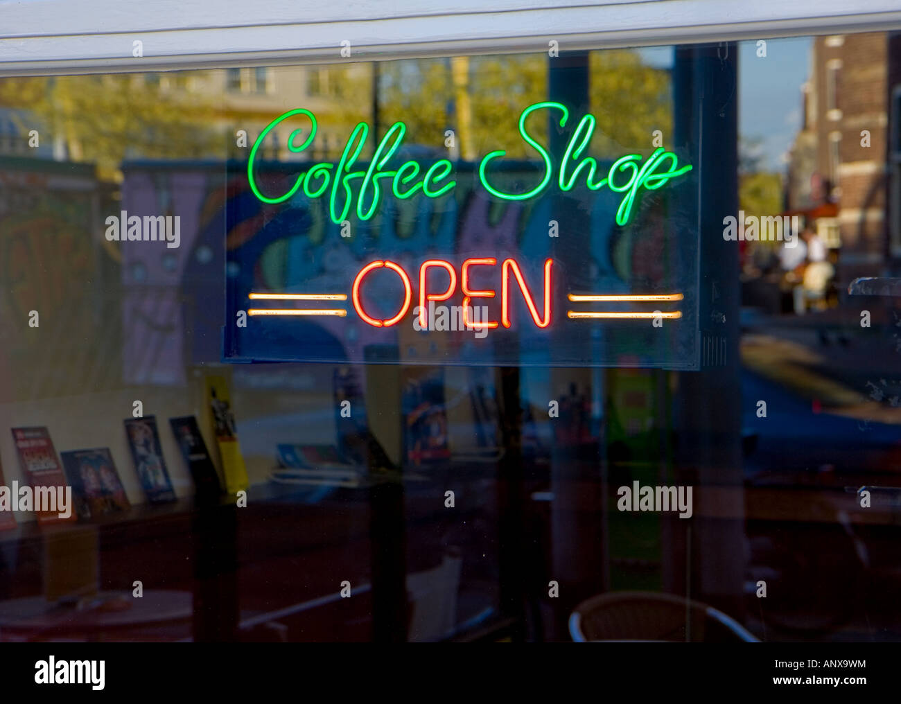 Neon sign board hi-res stock photography and images - Alamy