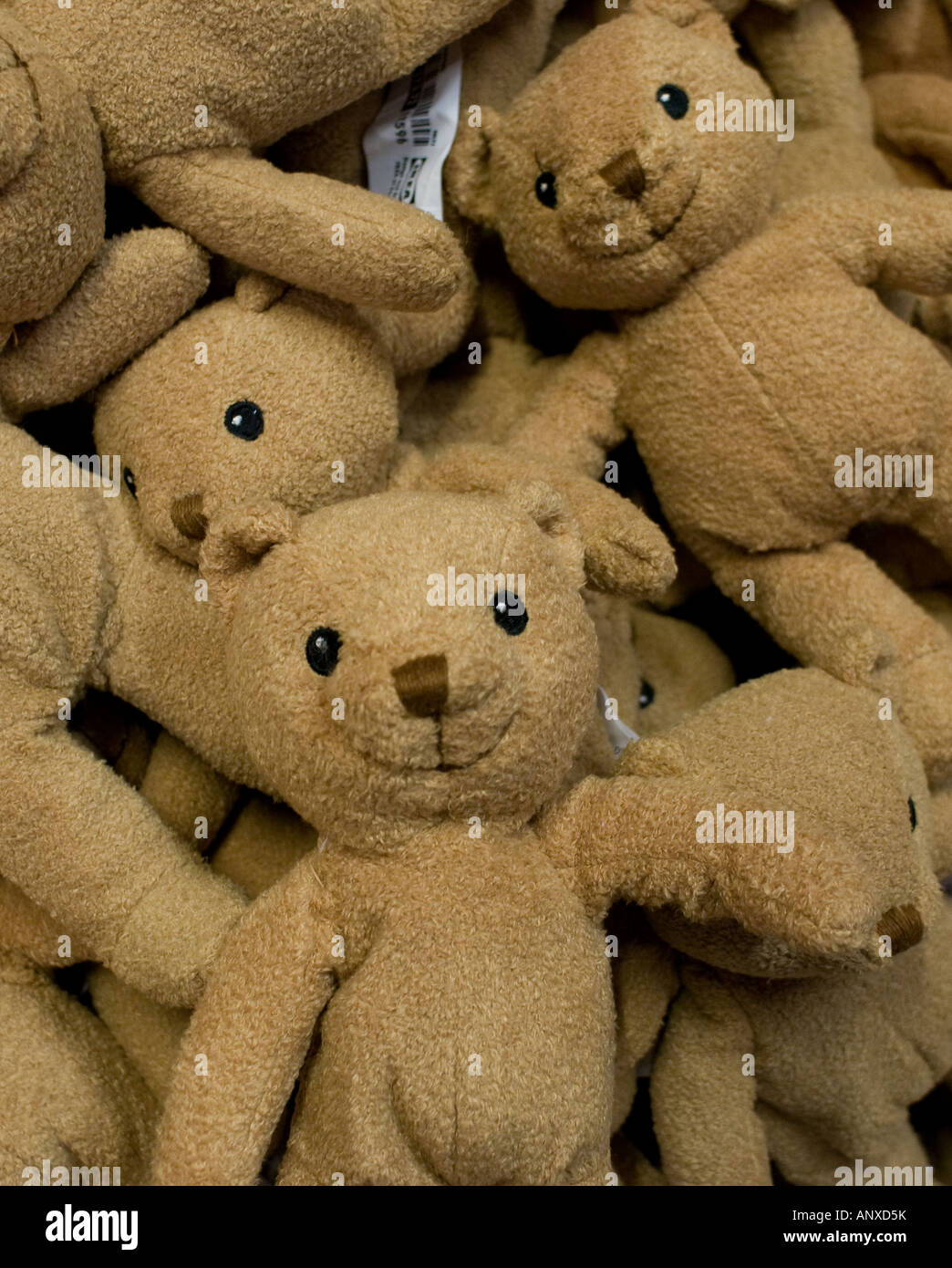 Pile of stuffed teddy bears Stock Photo - Alamy