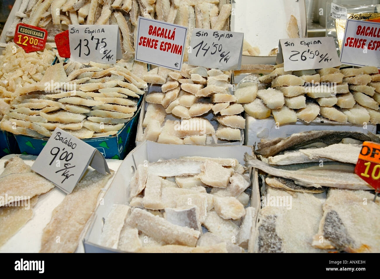 Cod fish selling market hi-res stock photography and images - Alamy