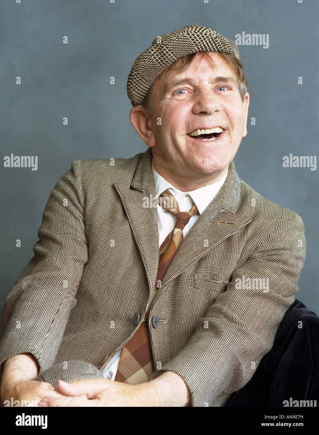 Norman wisdom hi-res stock photography and images - Alamy
