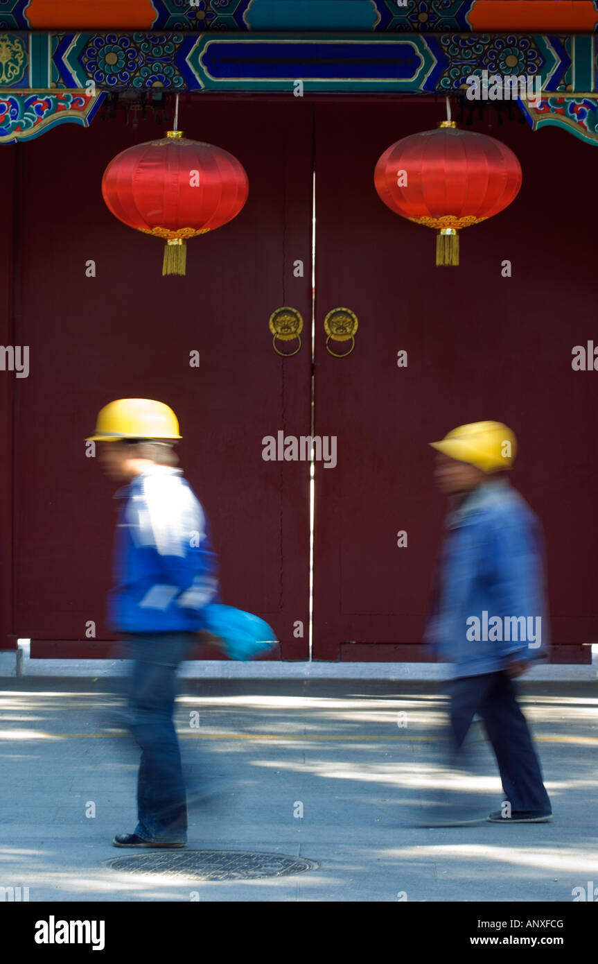 construction workers Beijing China Stock Photo - Alamy