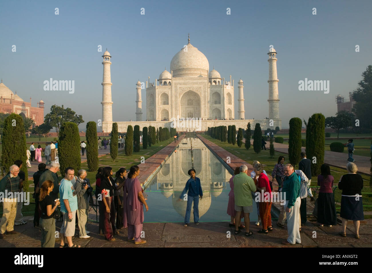 Taj mahal morning reflecting pool hi-res stock photography and images ...