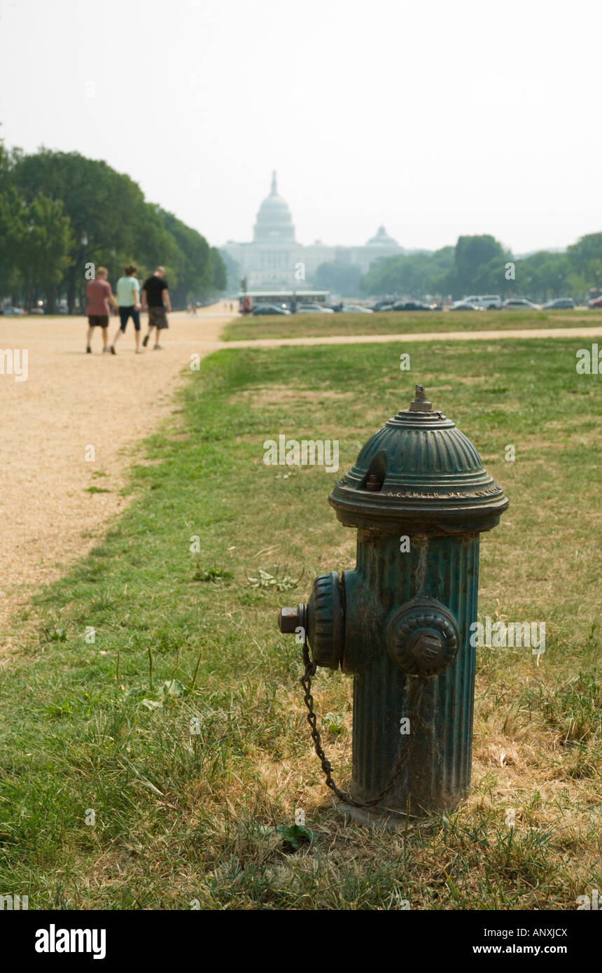 Water hydrant in Washington Mall Stock Photo - Alamy