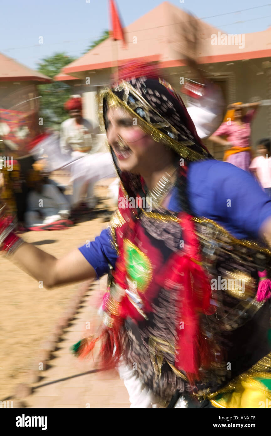 INDIA, Rajasthan, Pushkar: PUSHKAR CAMEL FAIR, Woman Dancer of ...