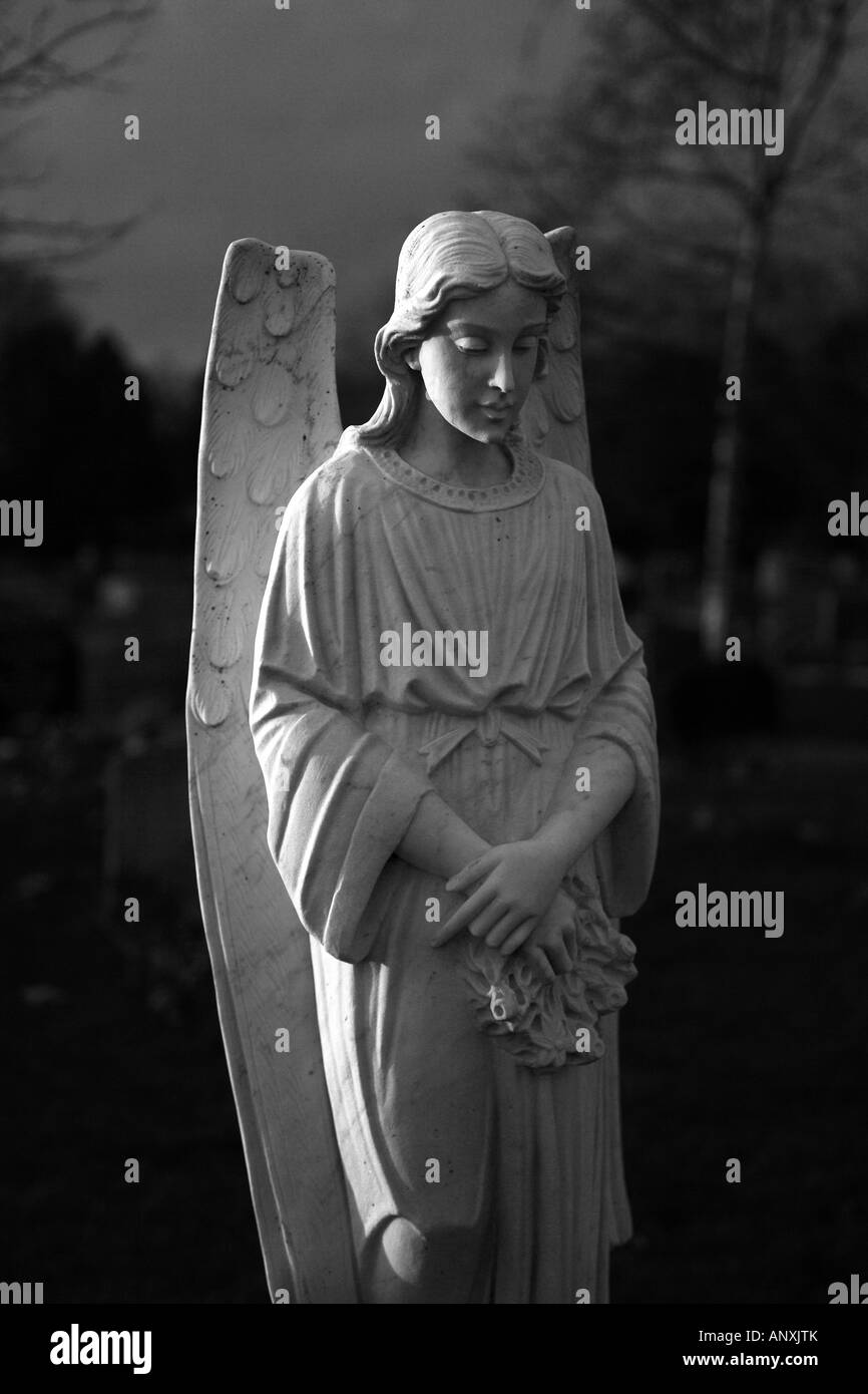 Cemetery angel statue Black and White Stock Photos & Images - Alamy