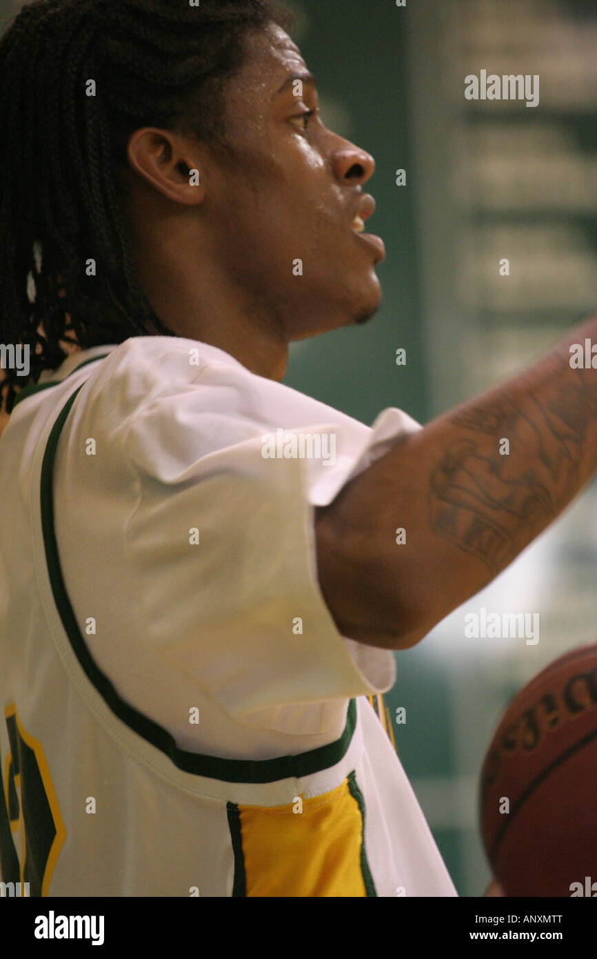 Wayne state warriors hi-res stock photography and images - Alamy