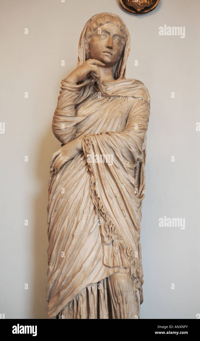 Pudicizia statue hi-res stock photography and images - Alamy